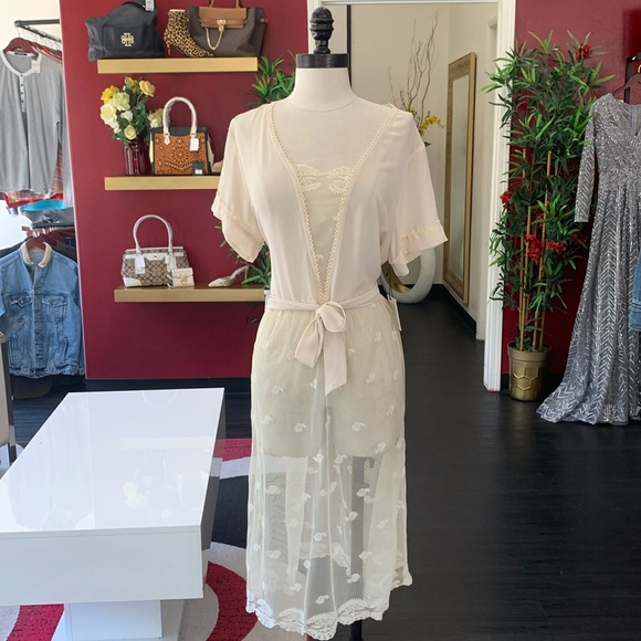 Made For Impulse | Dresses | Made For Impulse Cream Lace Dress | Poshmark